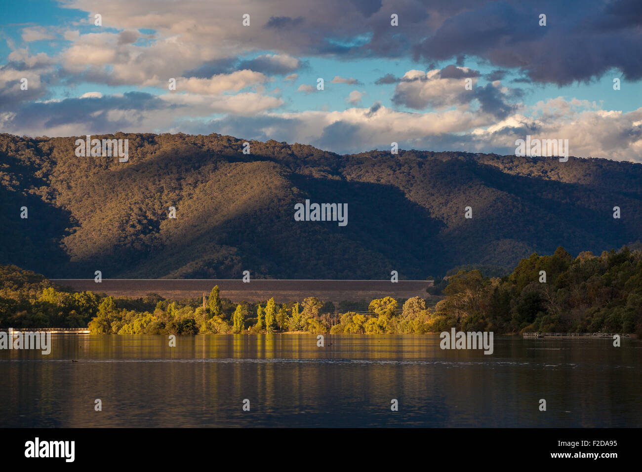 Lake eildon hi-res stock photography and images - Alamy
