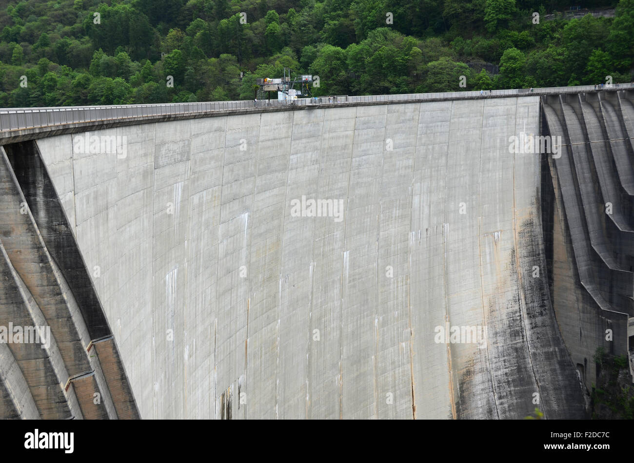 Contra Dam in Verzasca valley, Switzerland Stock Photo - Alamy