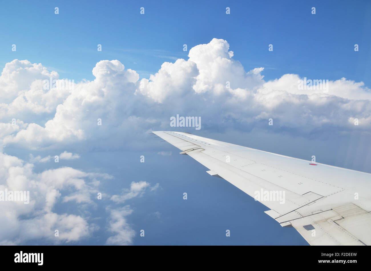 Flight window view hi-res stock photography and images - Alamy