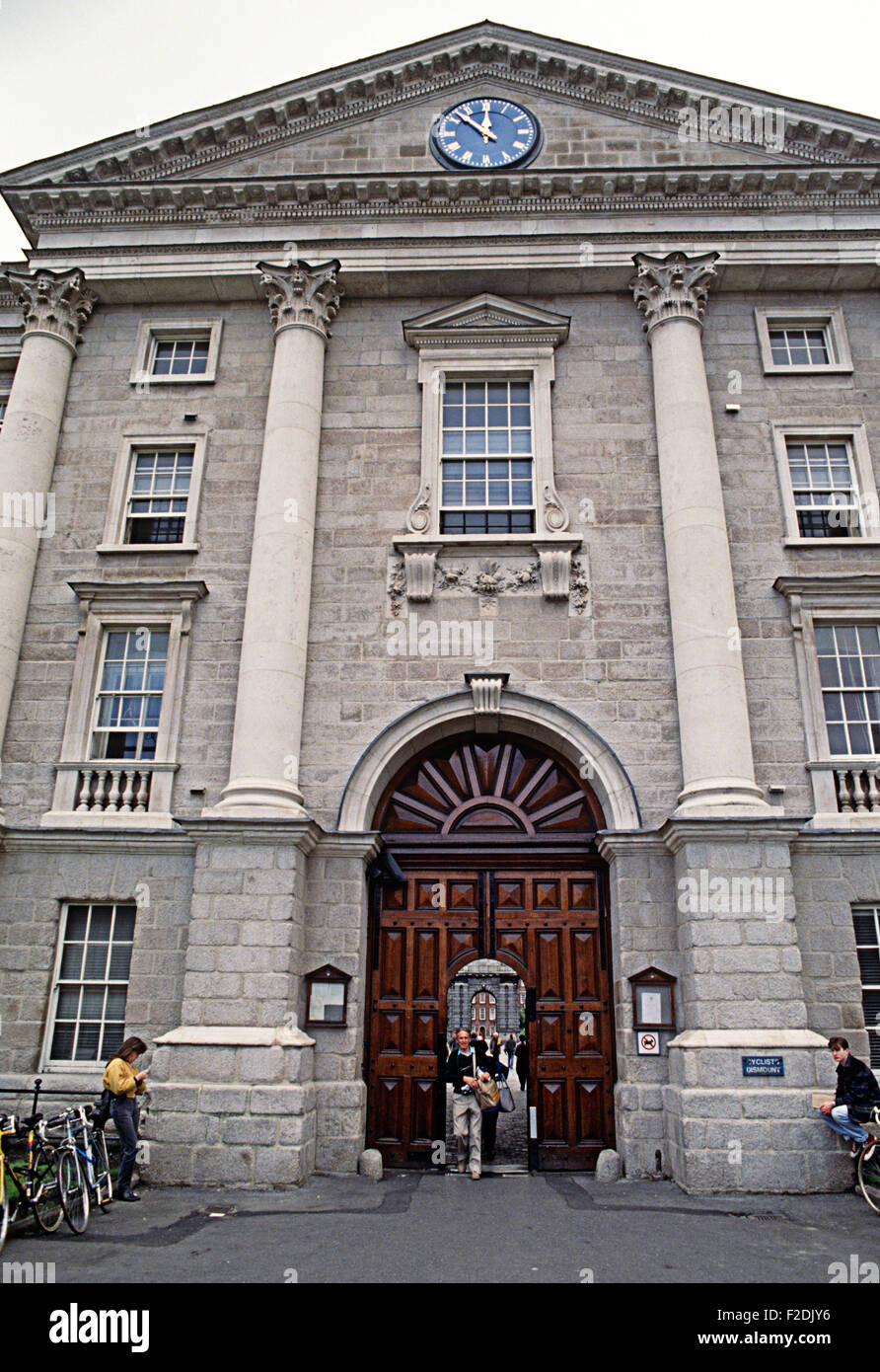 Trinity College, Dublin, referred to in James Joyce, 'A Portrait of the ...