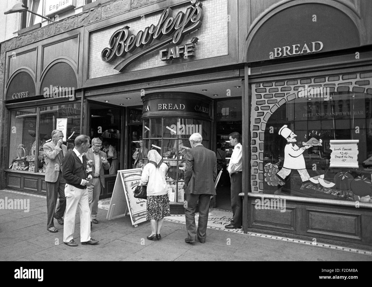 Bewleys cafe Black and White Stock Photos & Images - Alamy
