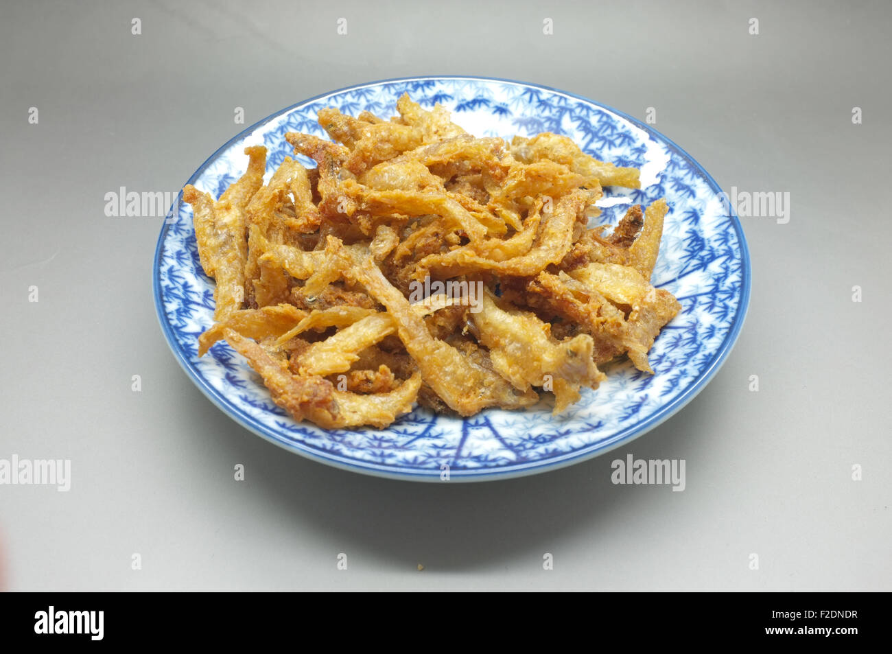 Crispy deep fried dried fish Stock Photo - Alamy