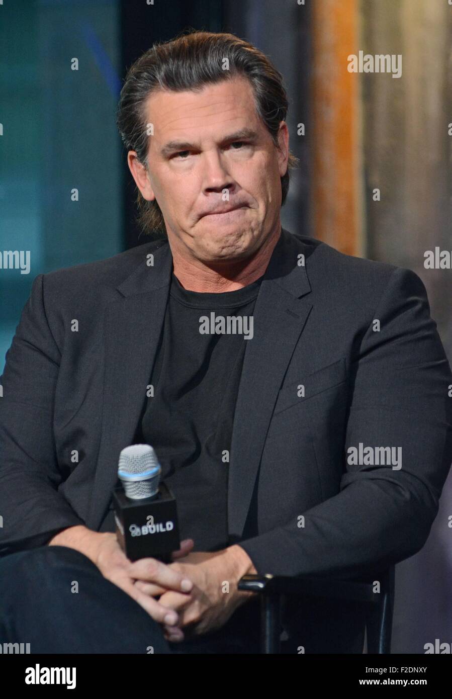 Josh brolin aol build speaker series hi-res stock photography and ...