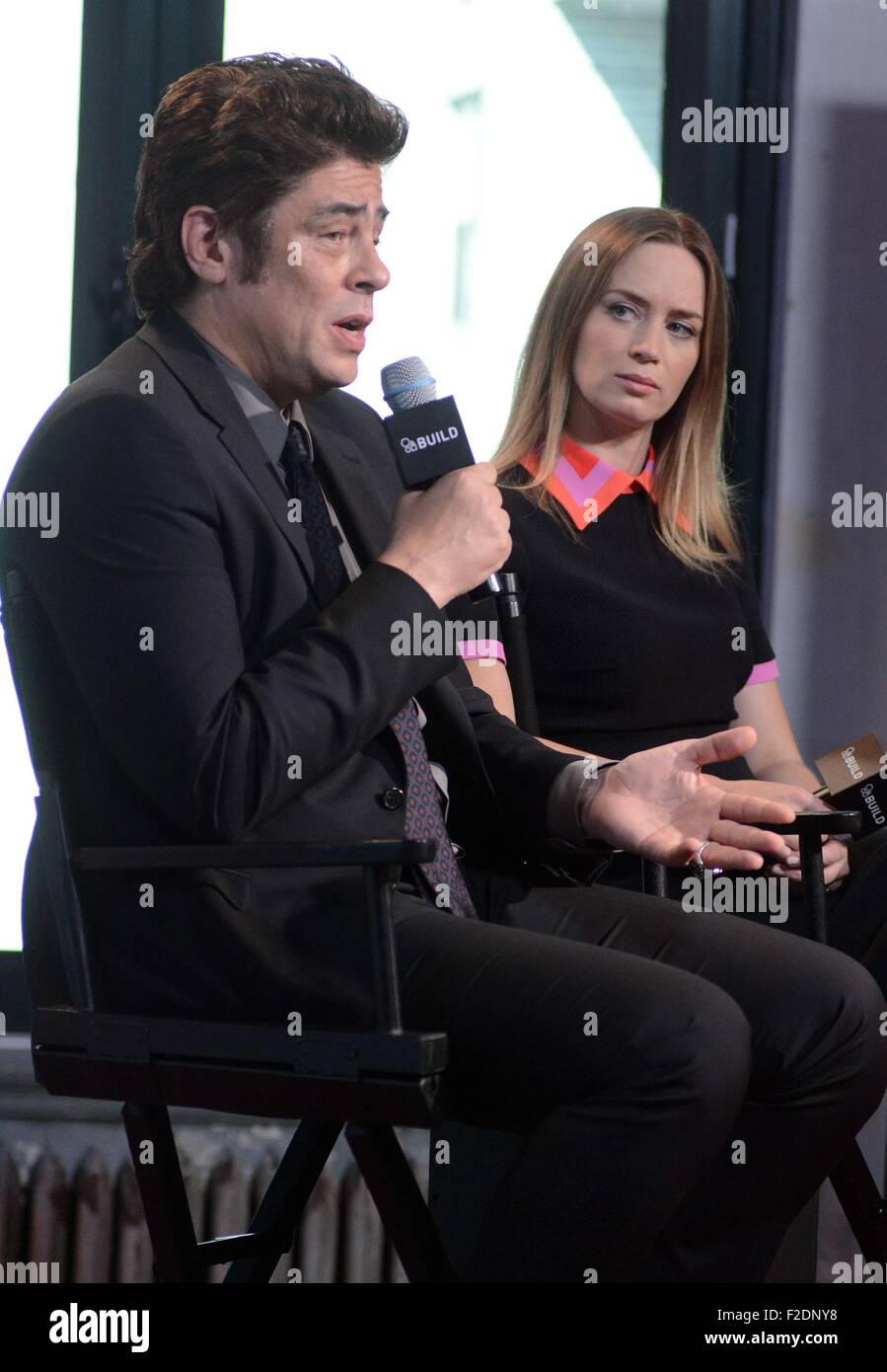 Benicio del toro emily blunt aol build speaker series hi-res stock ...