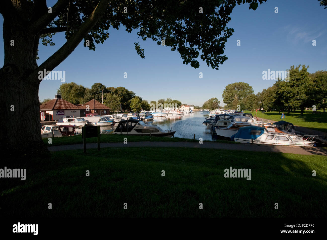 Beccles Quay Suffolk River Waveney Stock Photo - Alamy