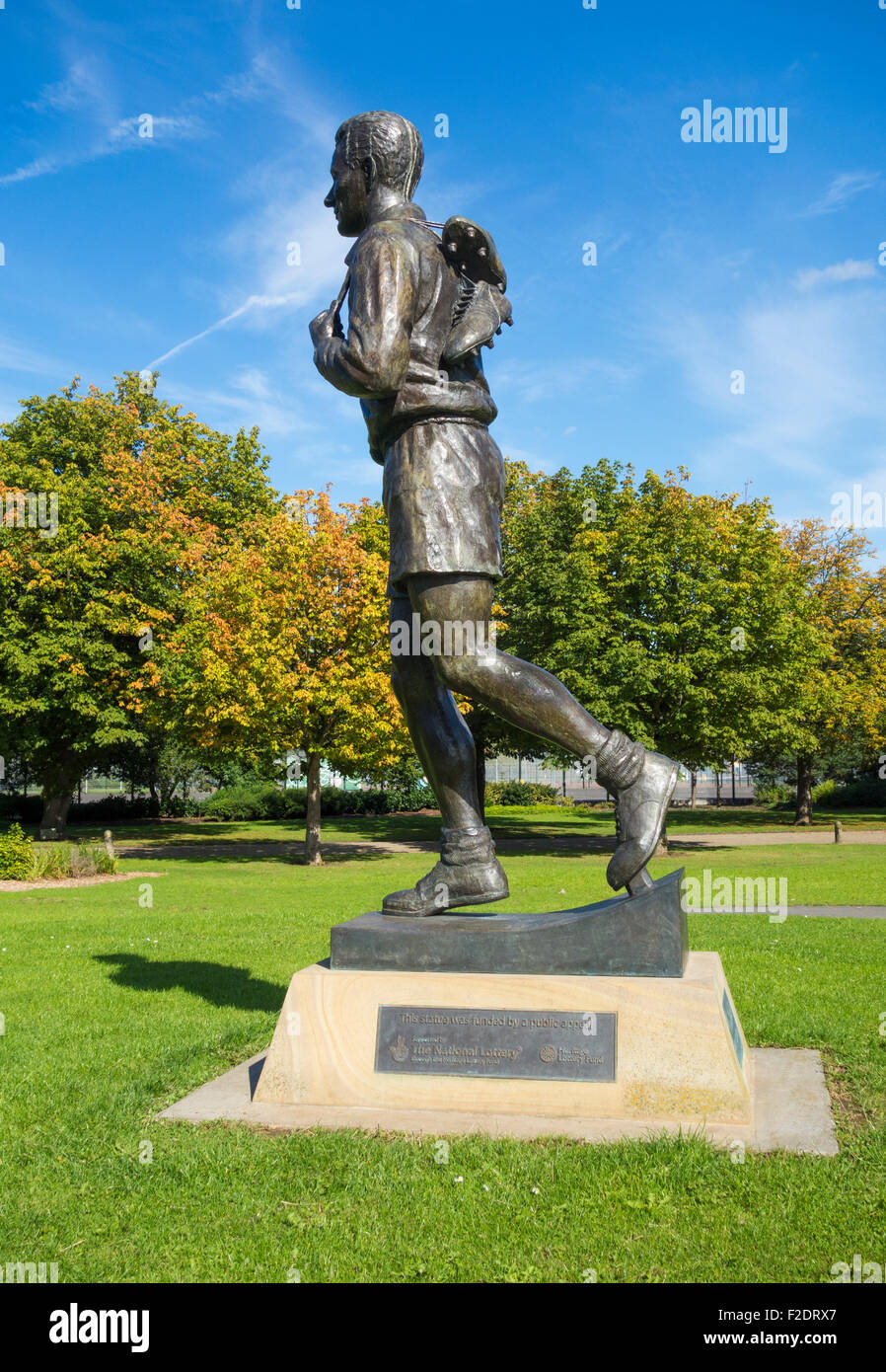 Brian Clough Statue High Resolution Stock Photography and Images - Alamy