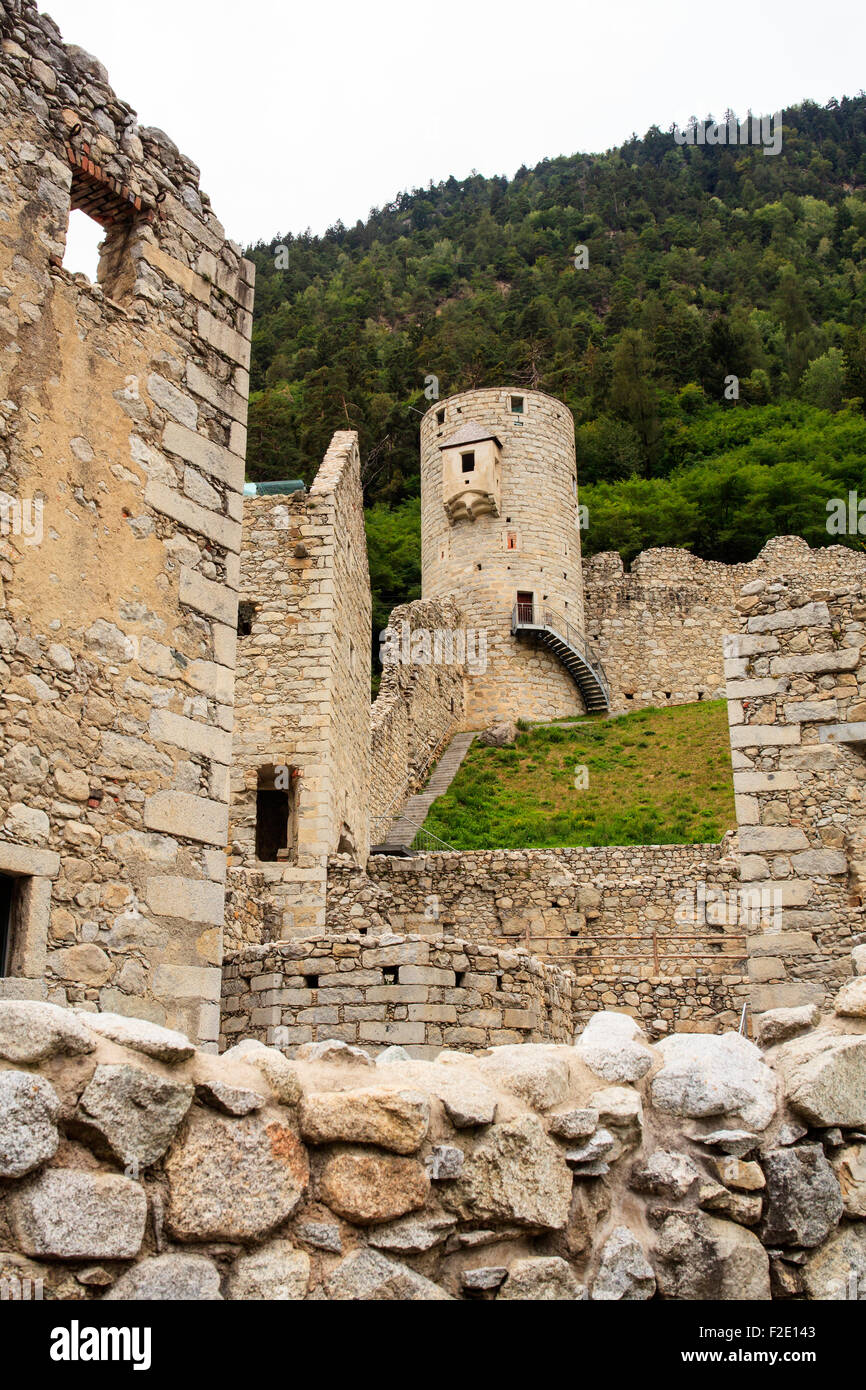 Porta chiusa hi-res stock photography and images - Alamy