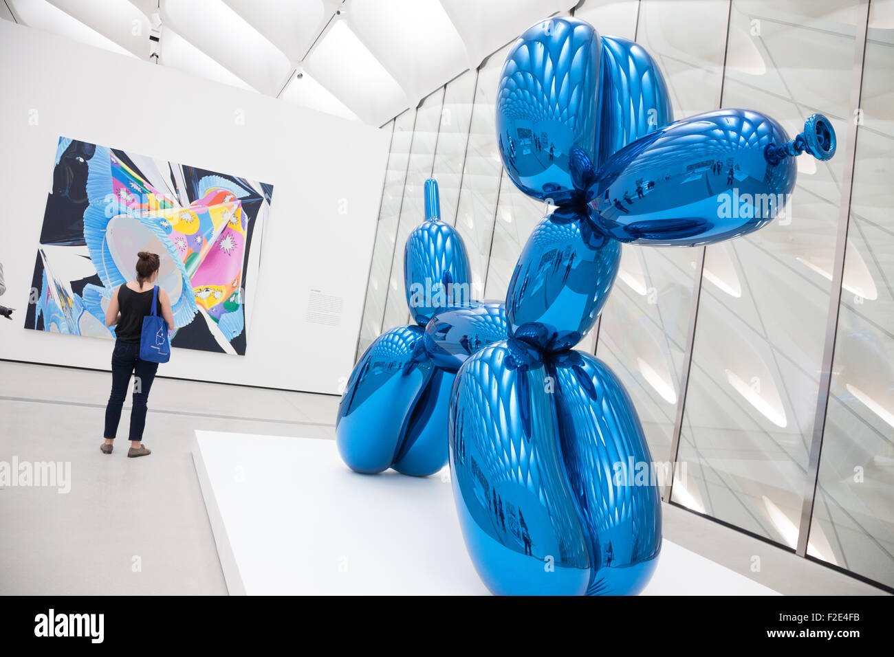 Jeff Koons Balloon Dog Blue