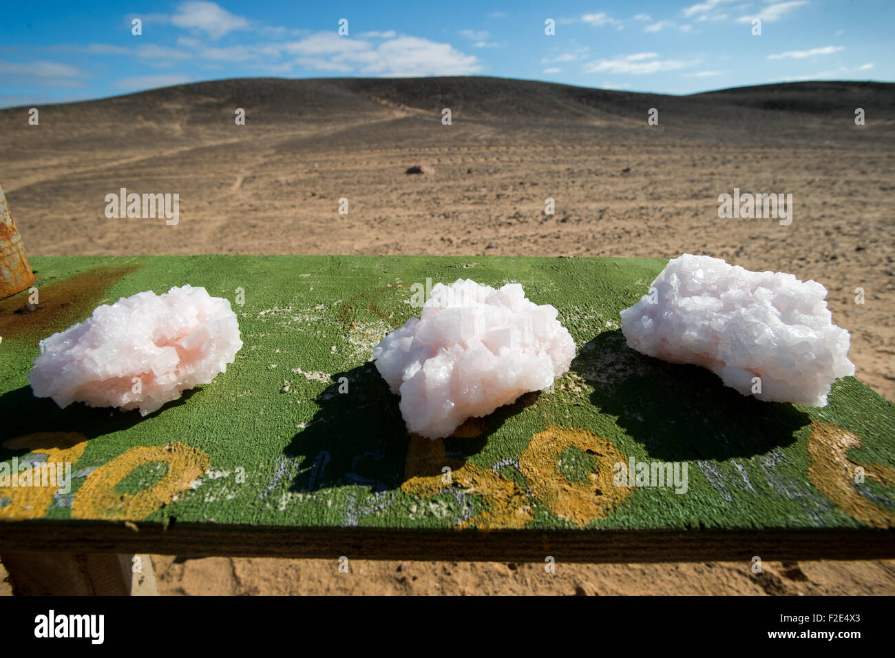 Namibia skeleton coast salt hi-res stock photography and images - Alamy
