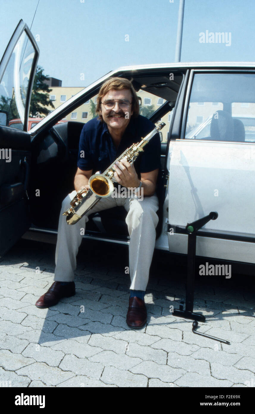 Der deutsche musiker und bandleader hi-res stock photography and images ...