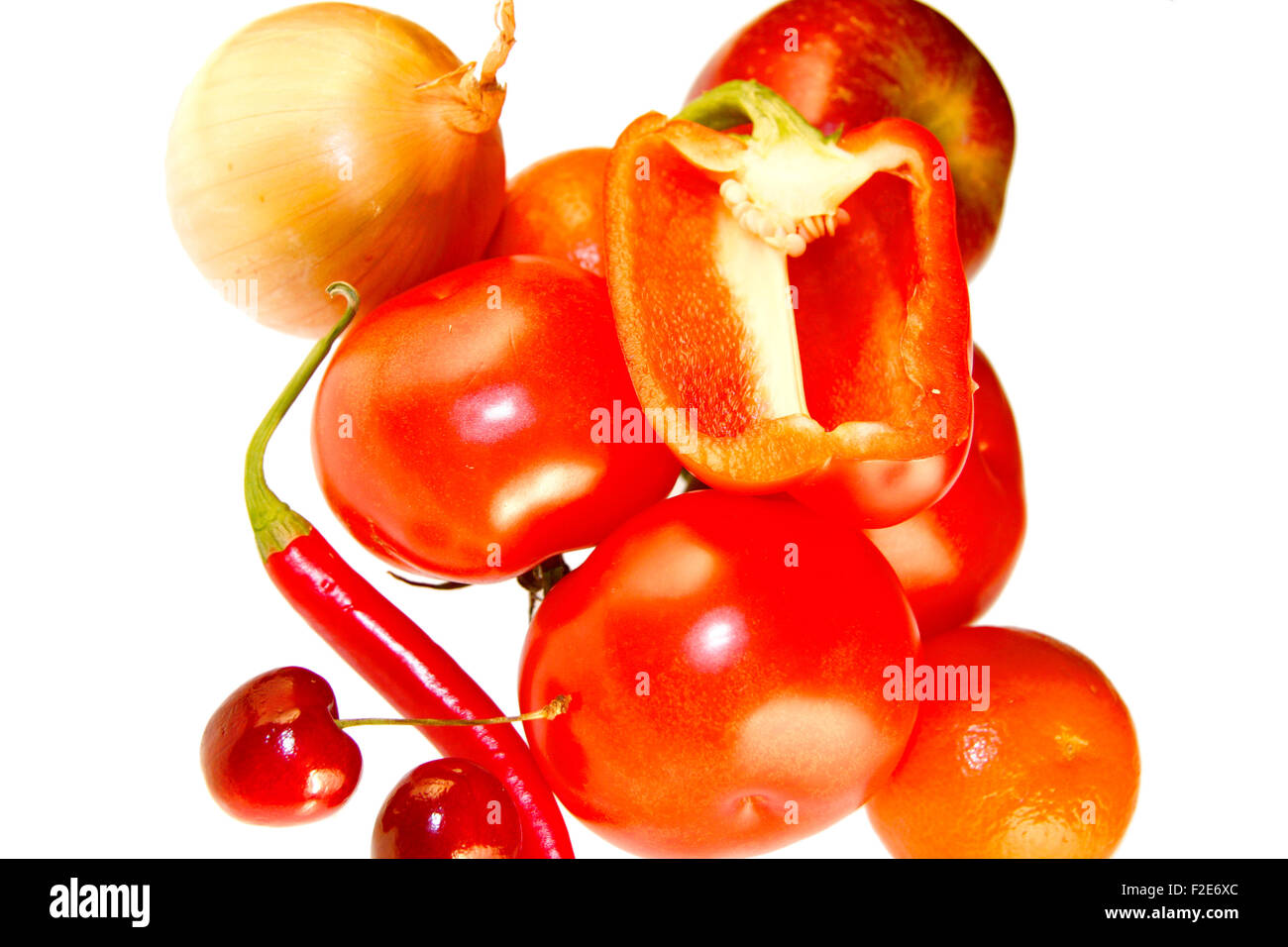 Obst/ Gemuese: Kirschen, rote Chillyschote, Tomaten, Mandarinen, Zwibel ...