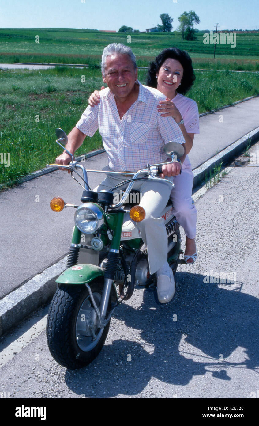 Deutschen volkstümlichen Sänger Maxl Graf und Lydia Huber auf einem ...