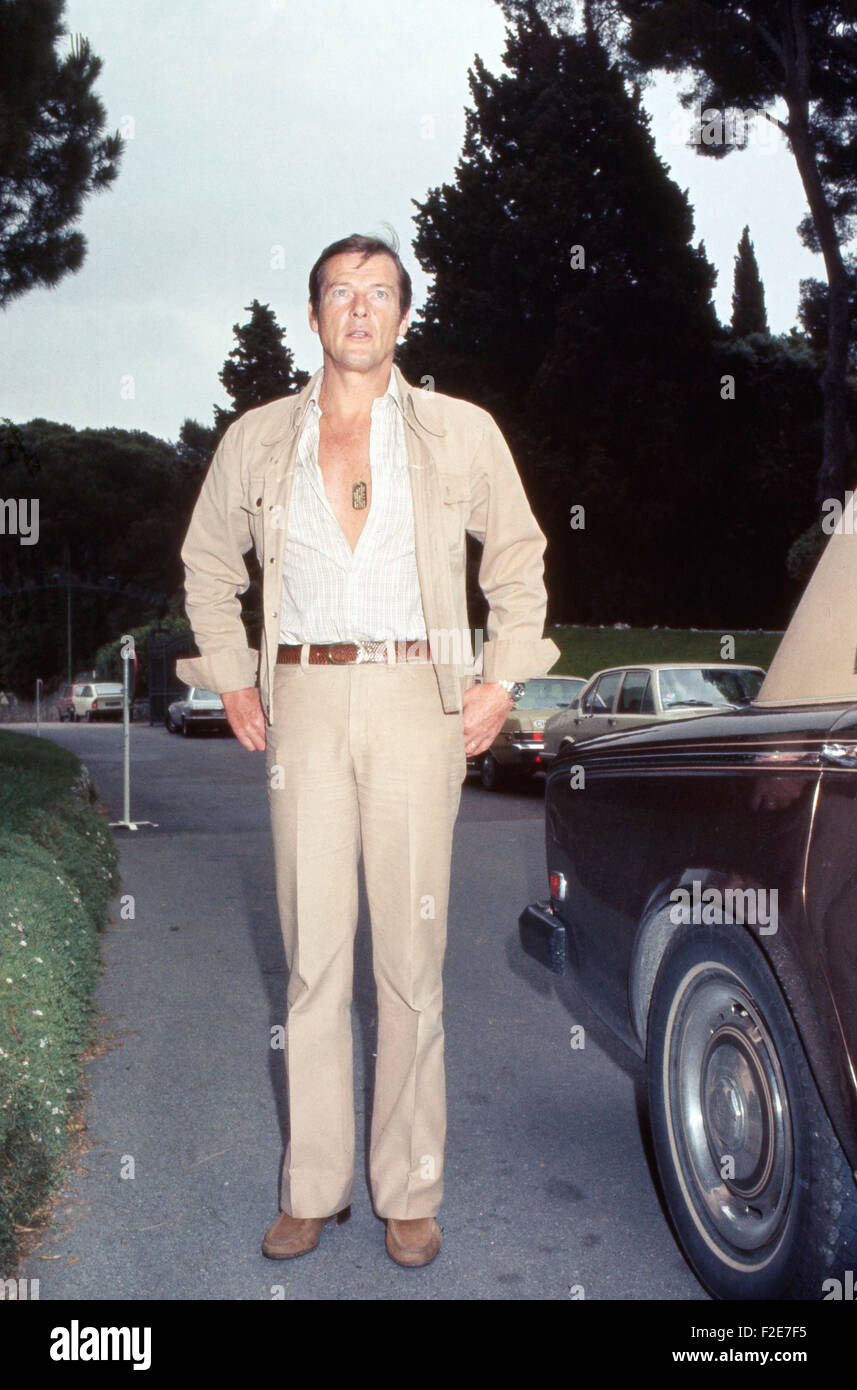 Der britische Schauspieler Roger Moore, Deutschland 1970er Jahre ...