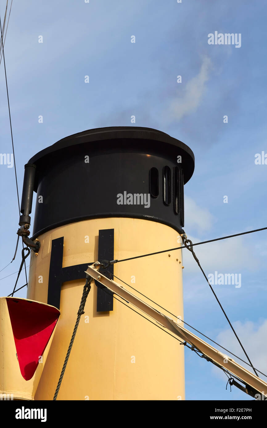 Ship funnel hi-res stock photography and images - Alamy