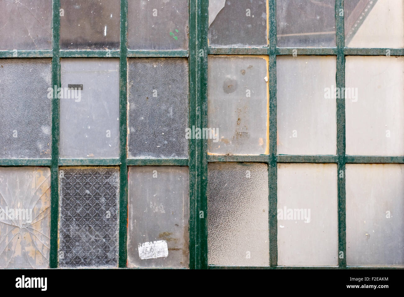 Glass window warehouse hi-res stock photography and images - Alamy