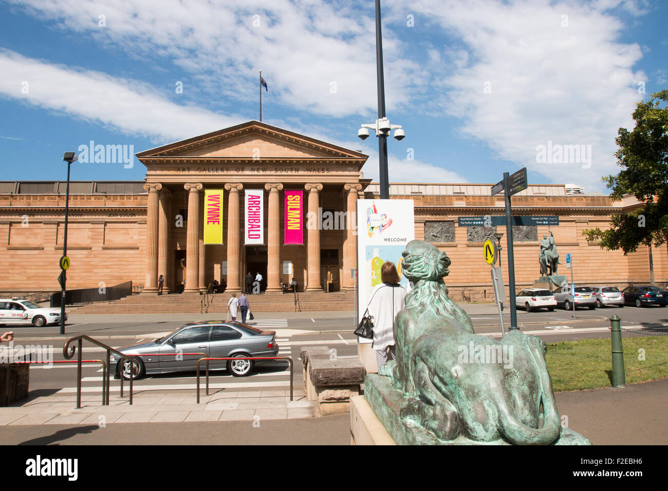 Art Gallery of New South Wales in the Domain Park with banners ...
