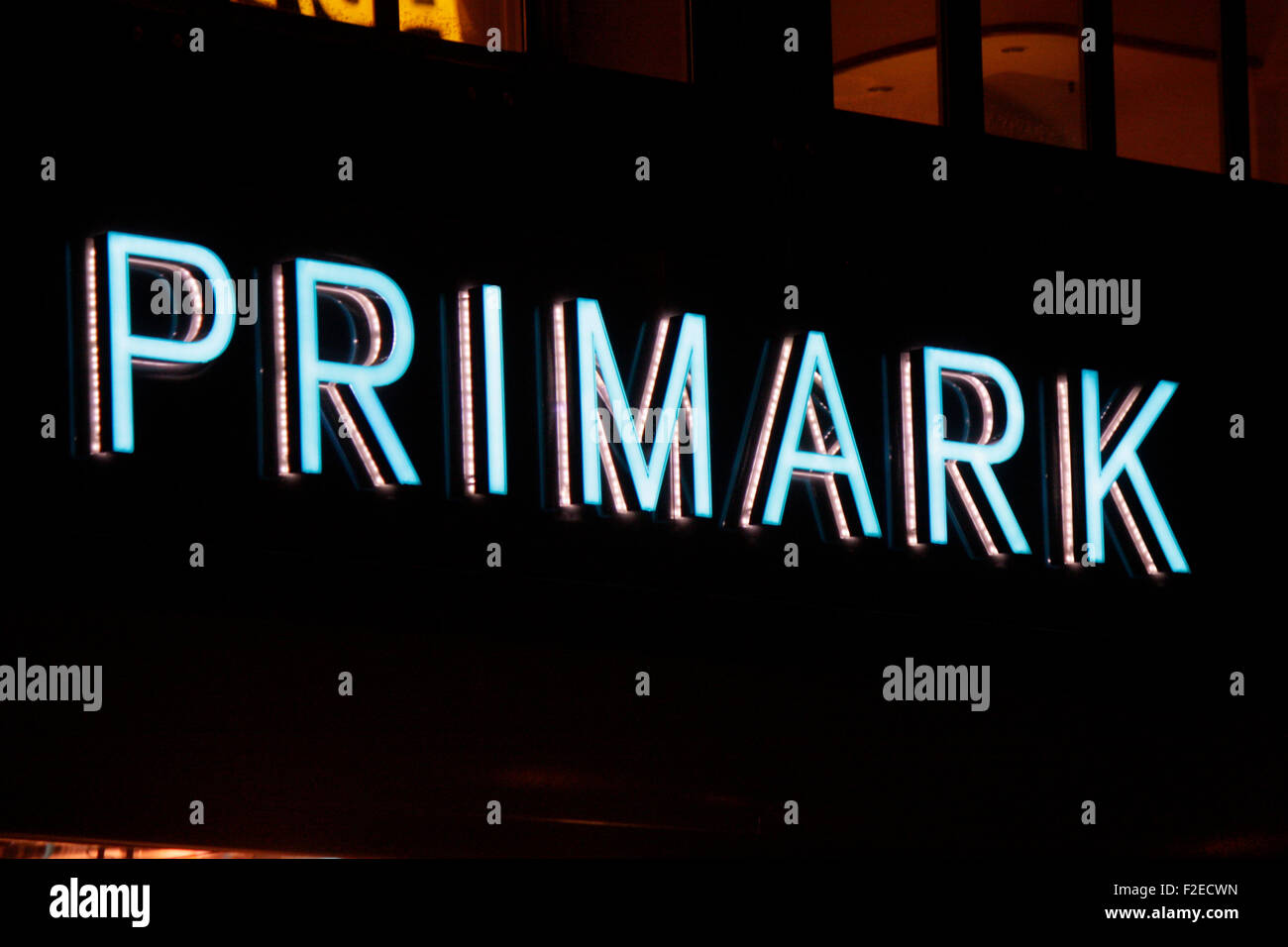 Primark logo hi-res stock photography and images - Alamy