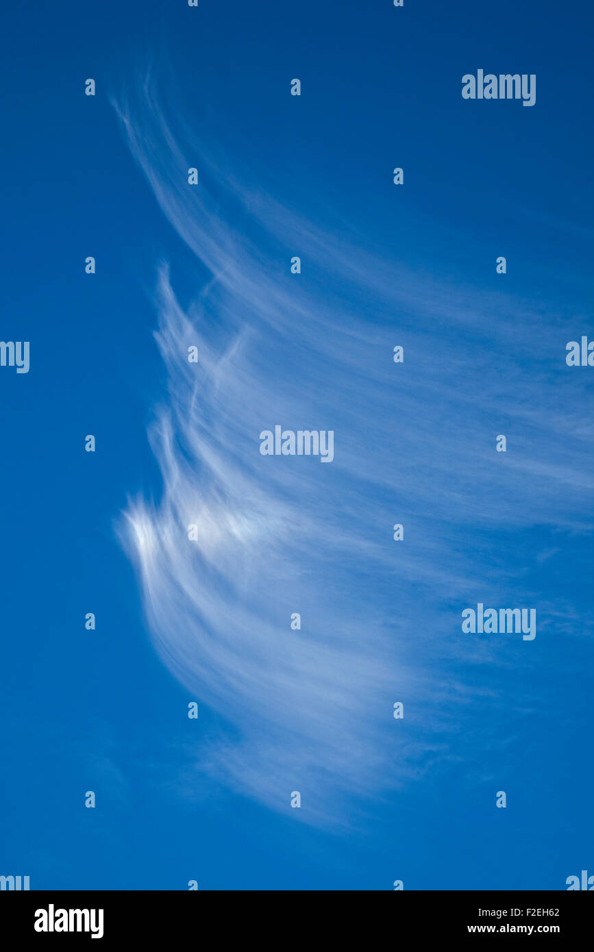 Cirrus cloud clouds hi-res stock photography and images - Alamy