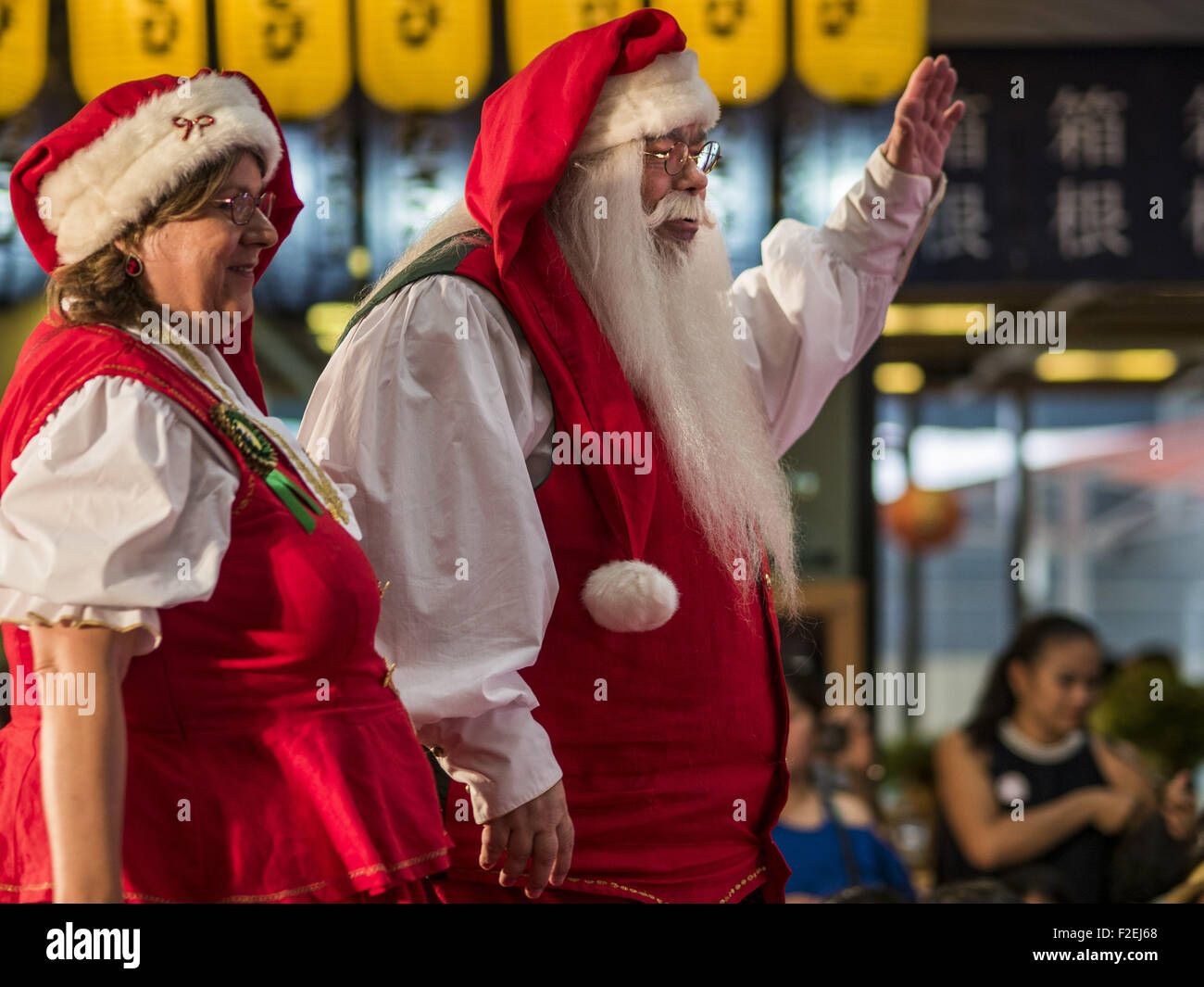 Bangkok, Thailand. 17th Sep, 2015. Santa Claus and Mrs. Claus, both ...