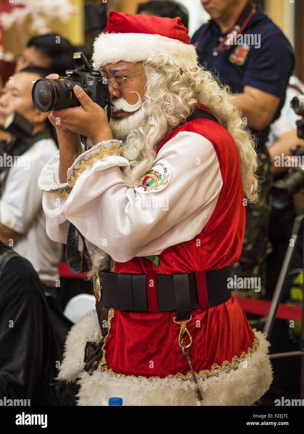 Bangkok, Thailand. 17th Sep, 2015. HUNG SHING JOHNNY, a Santa Claus ...