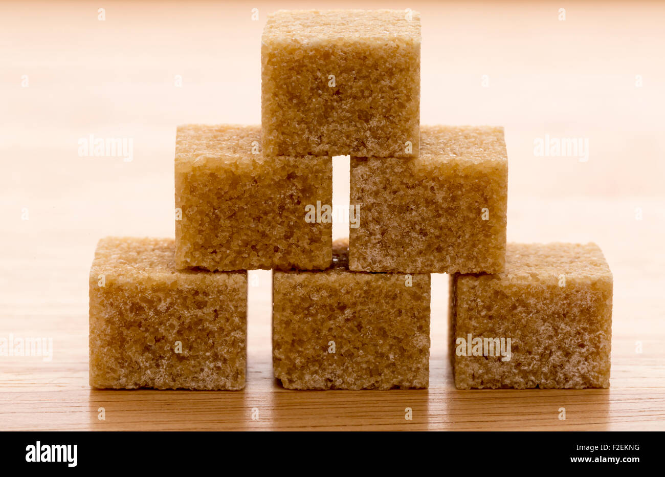 Sugar cubes eat hi-res stock photography and images - Alamy