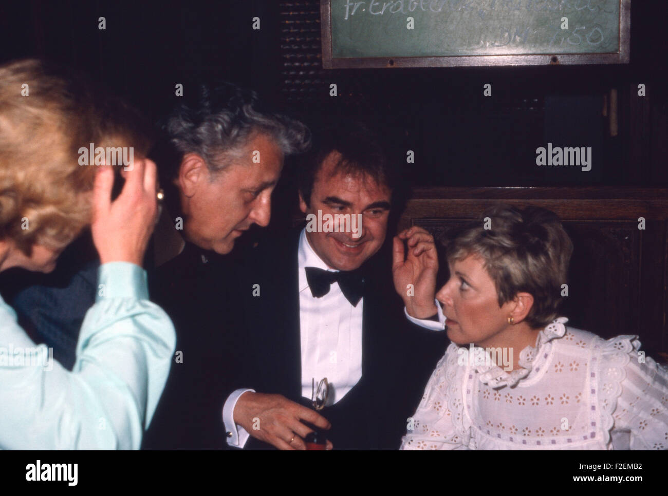 Der Schauspieler Maxl Graf (links) und Kollegin Grit Boettcher; Dr ...