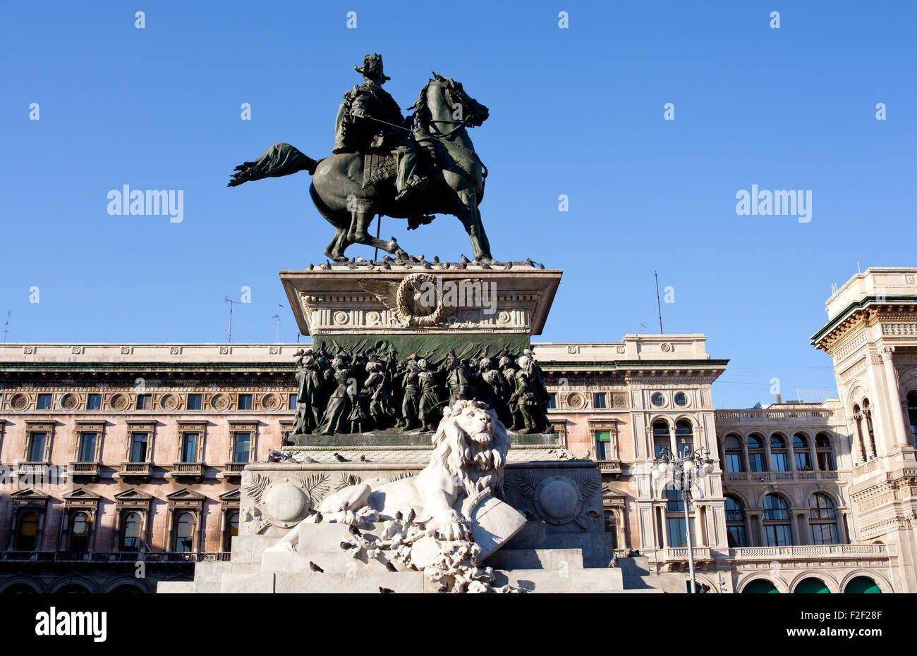 View of Vittorio Emanuele II monument, Milan Stock Photo - Alamy