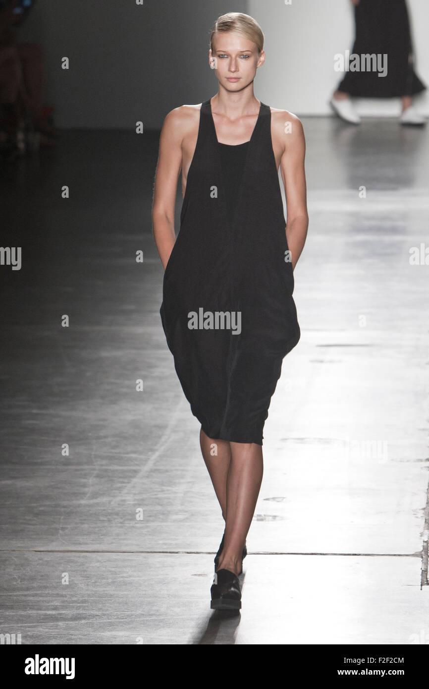 New York, USA. 16th September, 2015. Demoo Parkchoonmoo Spring Summer ...