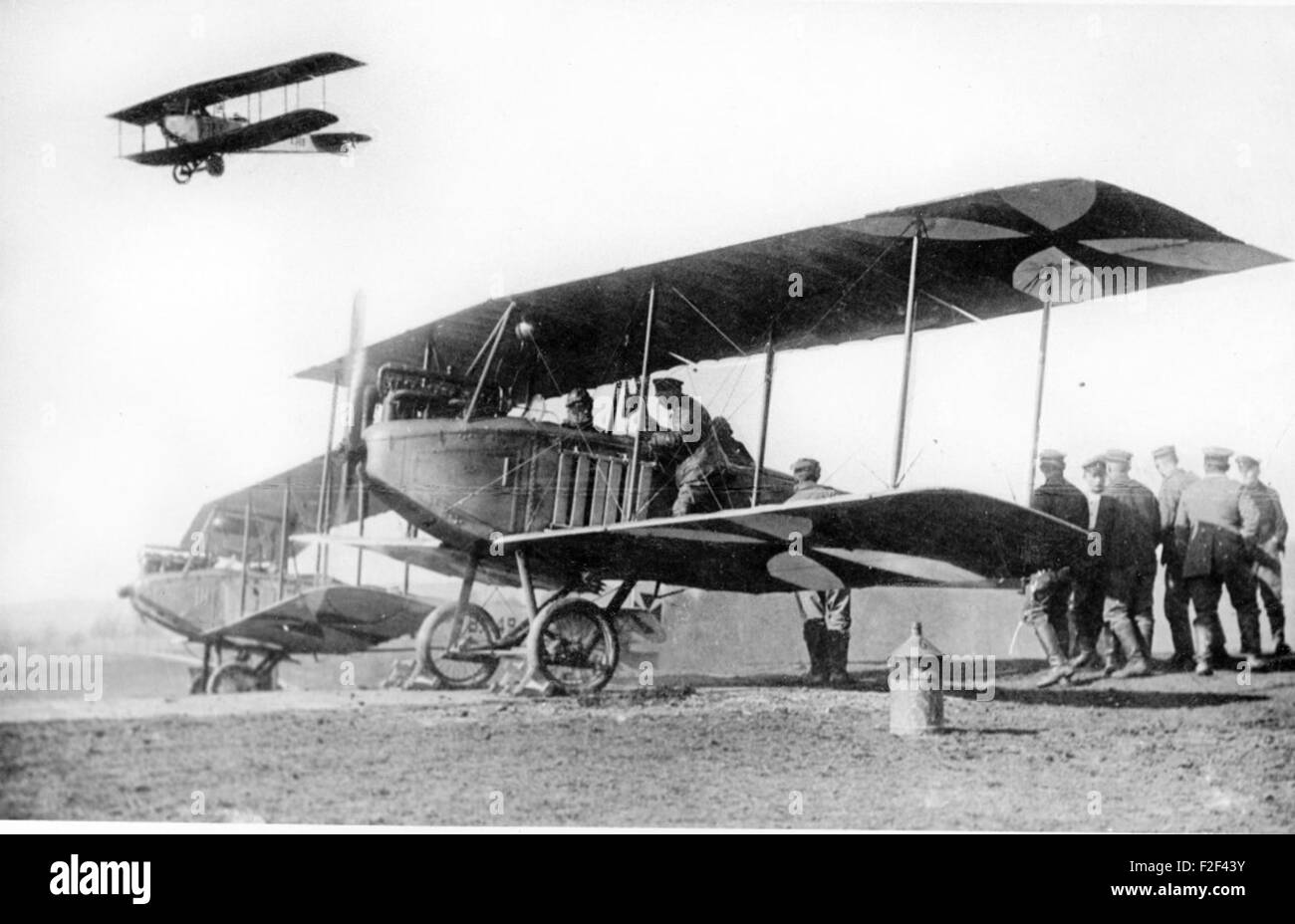 Aviatik b hi-res stock photography and images - Alamy