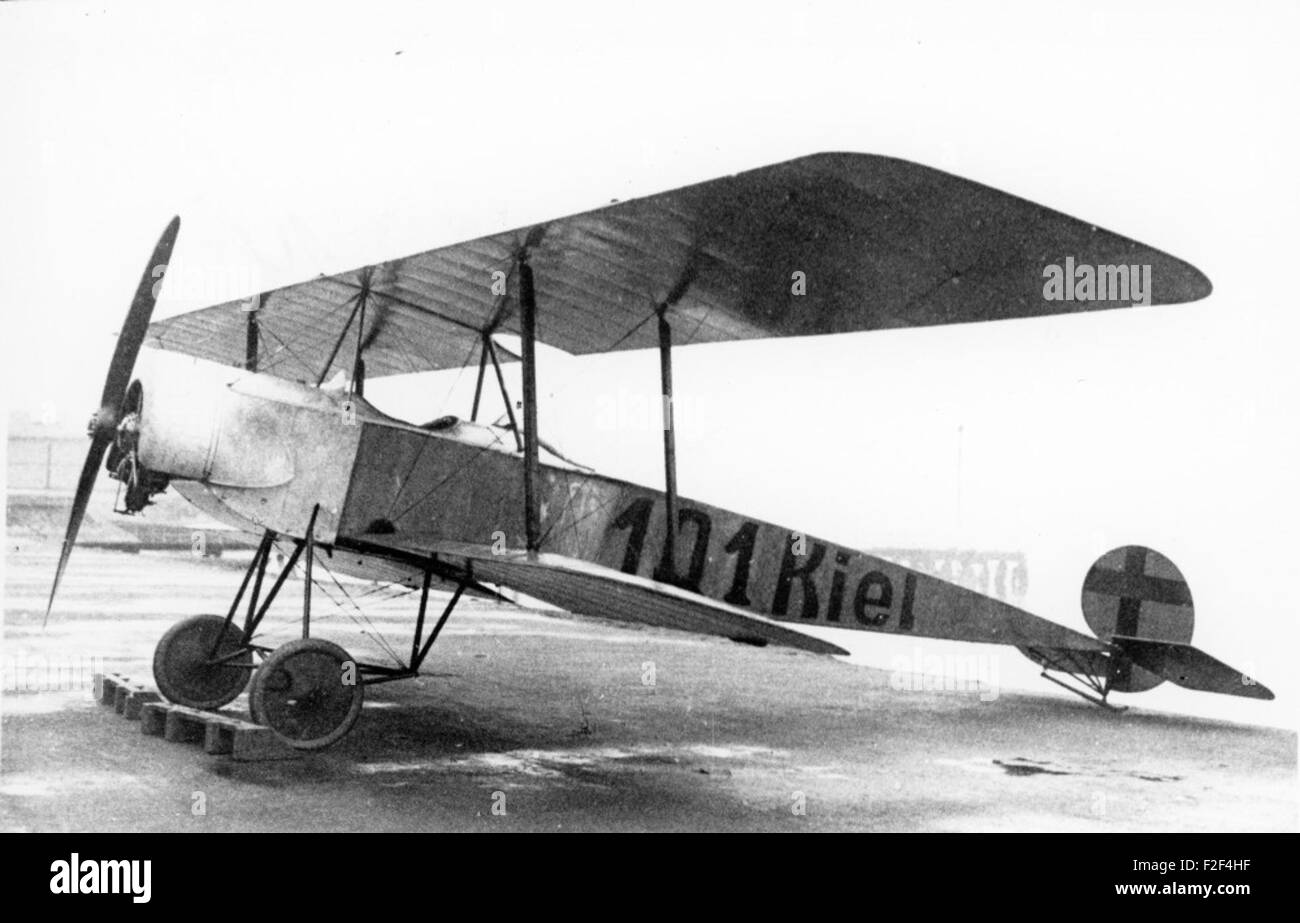 The Fokker M.7, photographed by Nowarra, was a German monoplane used ...