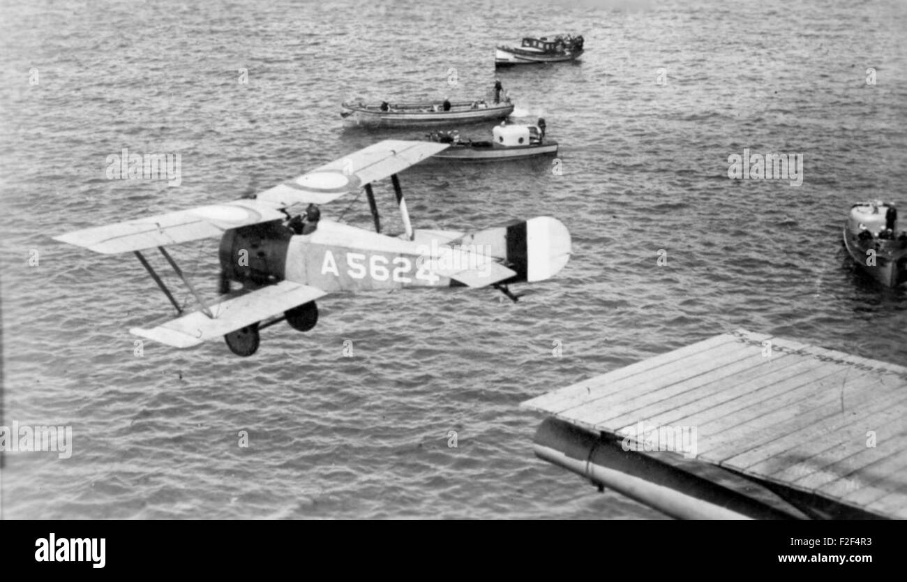 This image shows the Harriot HD-1, a 1920s seaplane, positioned on the ...