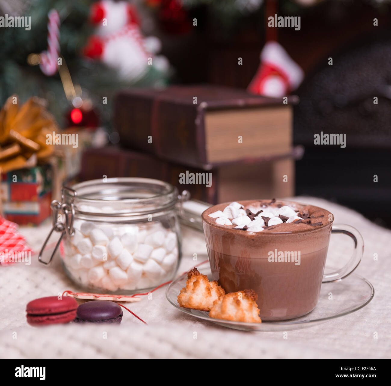 cup of cocoa Stock Photo - Alamy