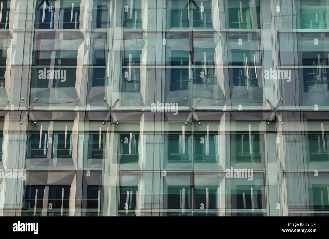 Glass building top view hi-res stock photography and images - Alamy