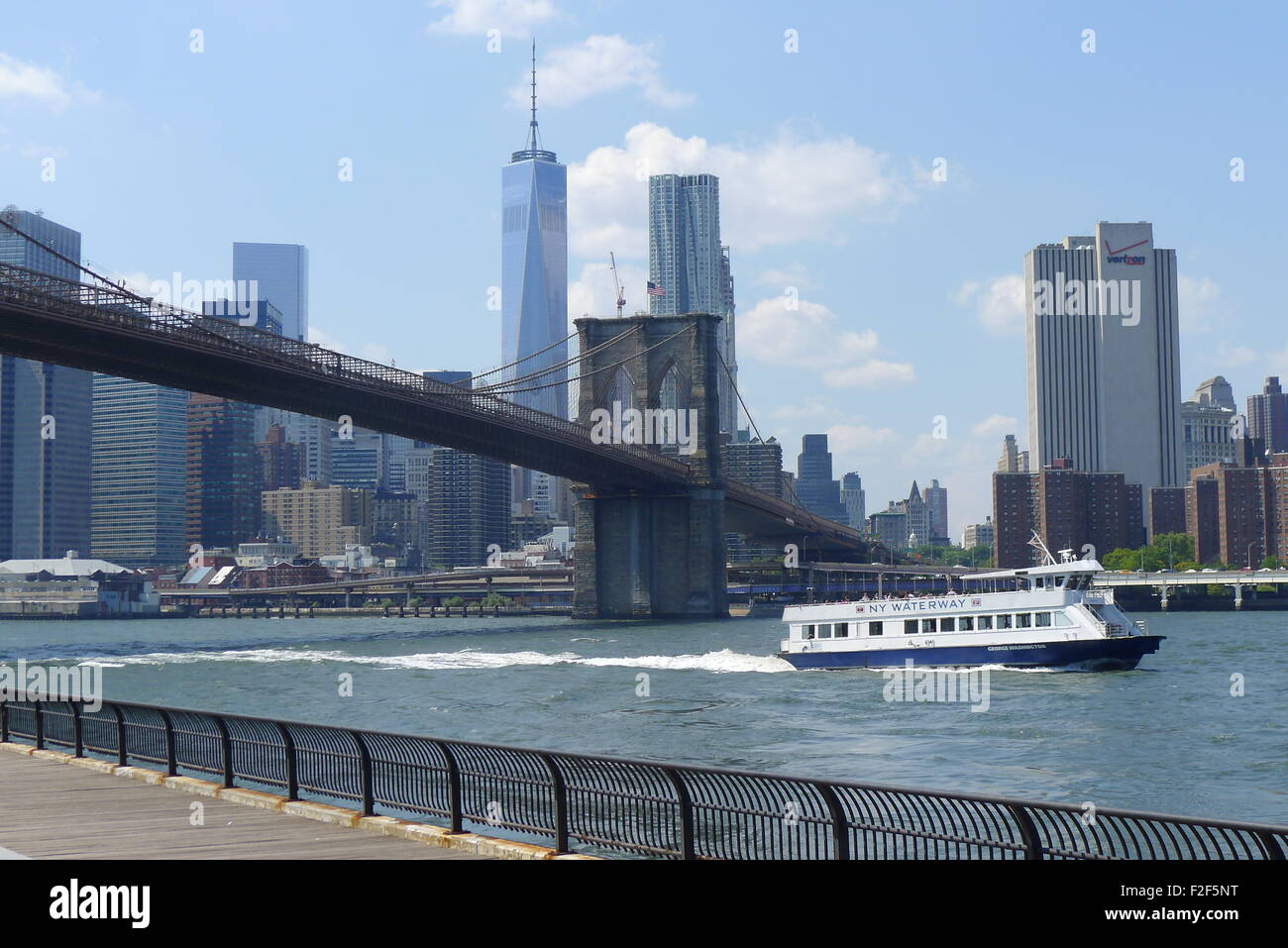 New york waterway hi-res stock photography and images - Alamy