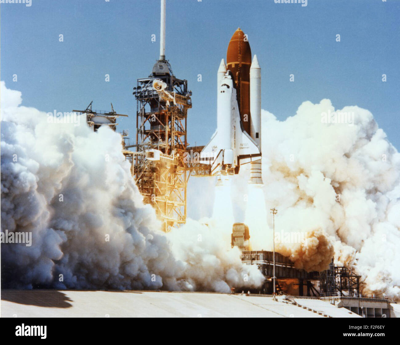 Shuttle Challenger [NASA via RJF] Stock Photo - Alamy