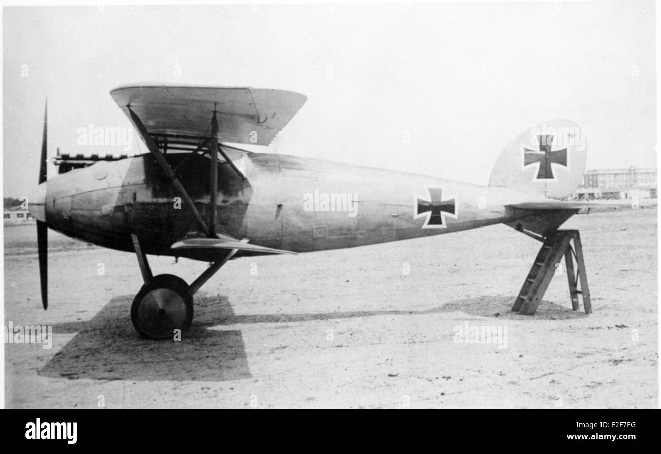 The Albatros C XIII, a German reconnaissance aircraft used during World ...