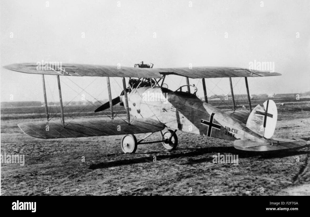 Albatros Plane Black and White Stock Photos & Images - Alamy