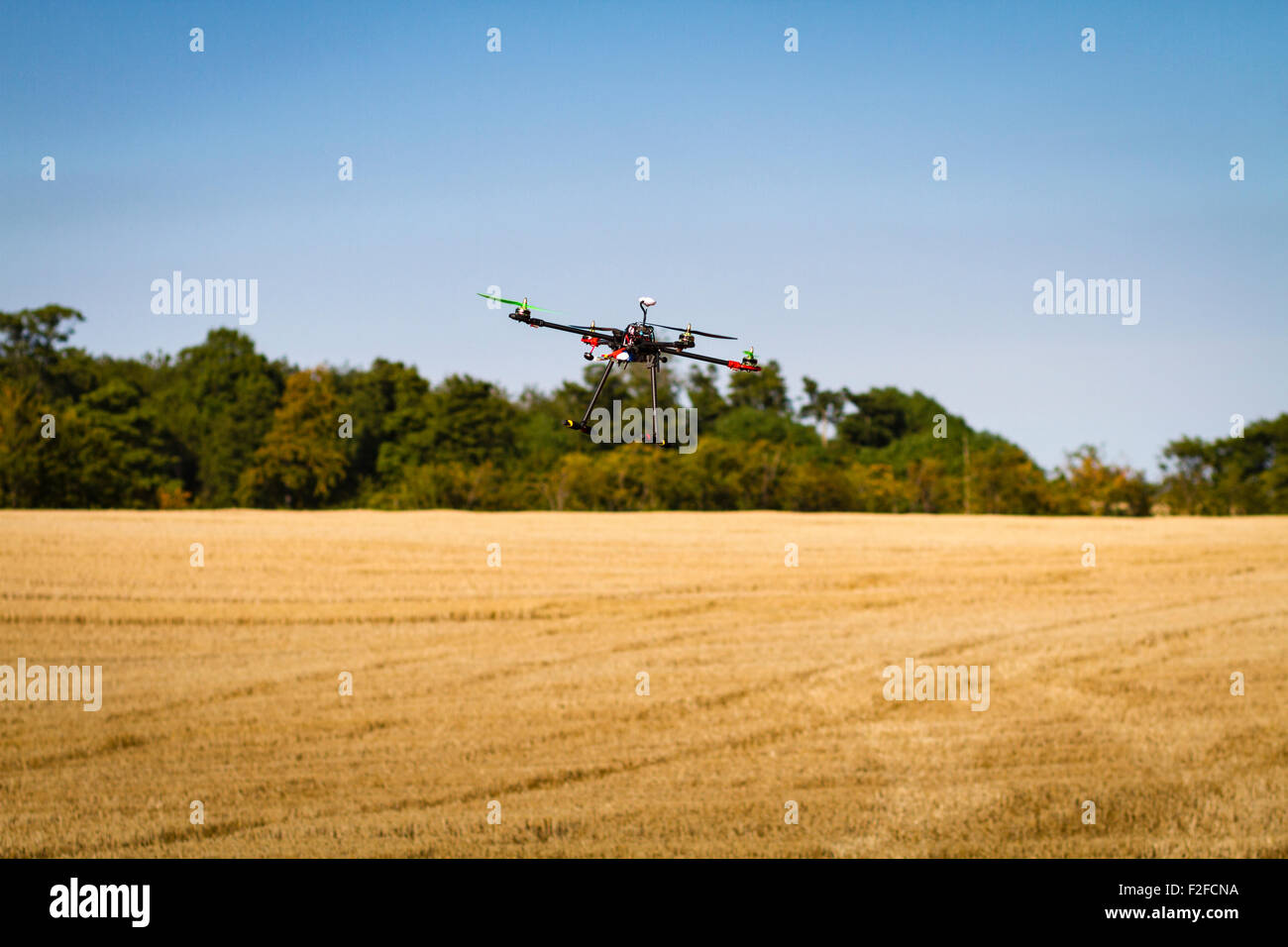 Quadcopter prop hi-res stock photography and images - Alamy