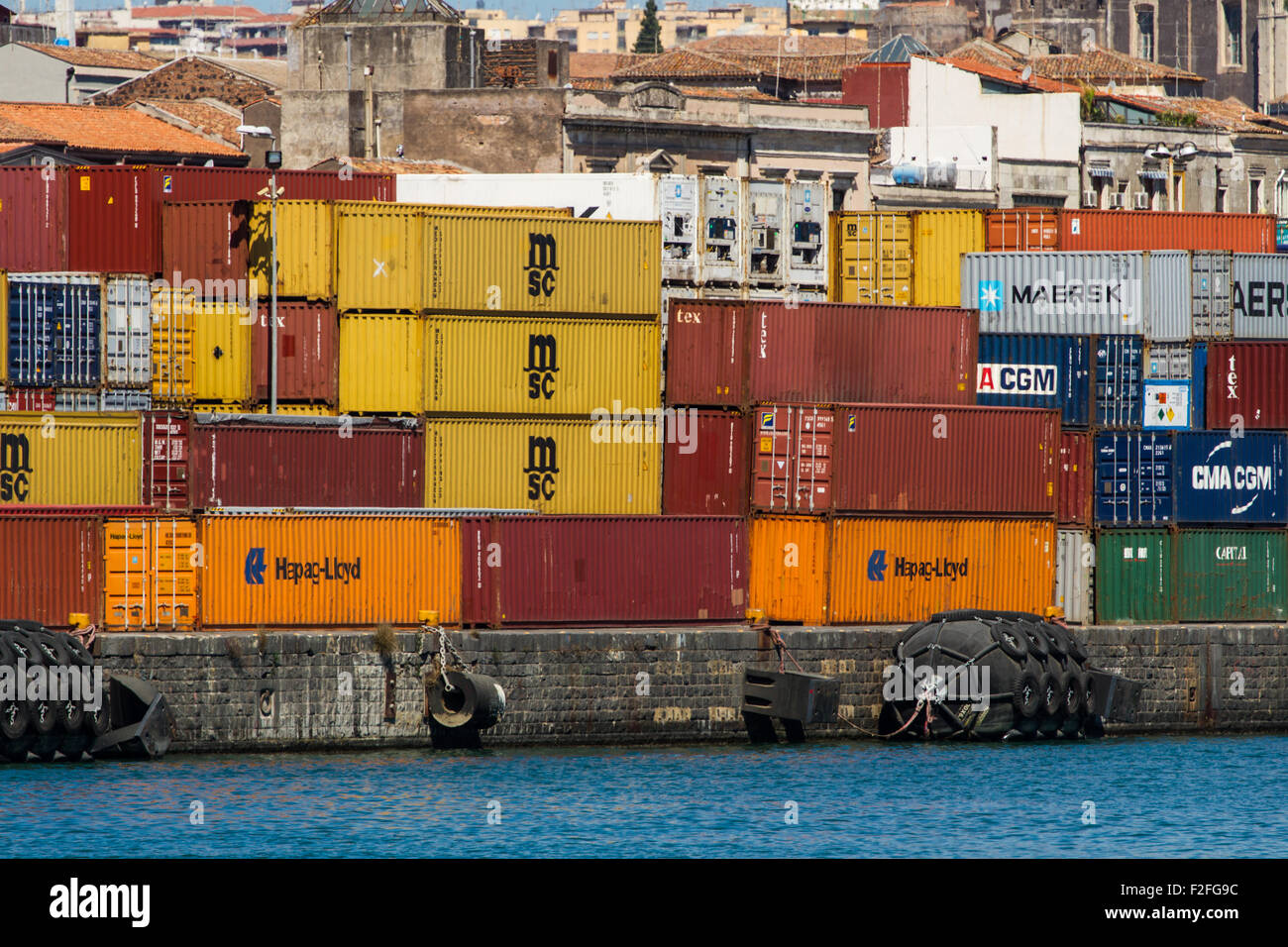 Shipping containers cargo ship hi-res stock photography and images - Alamy