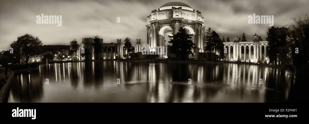 Reflection of a museum on water, Palace Of Fine Arts, Marina District ...