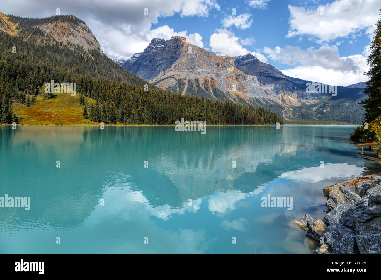 Scenic reflections on Emerald Lake, Yoho National Park, UNESCO World ...
