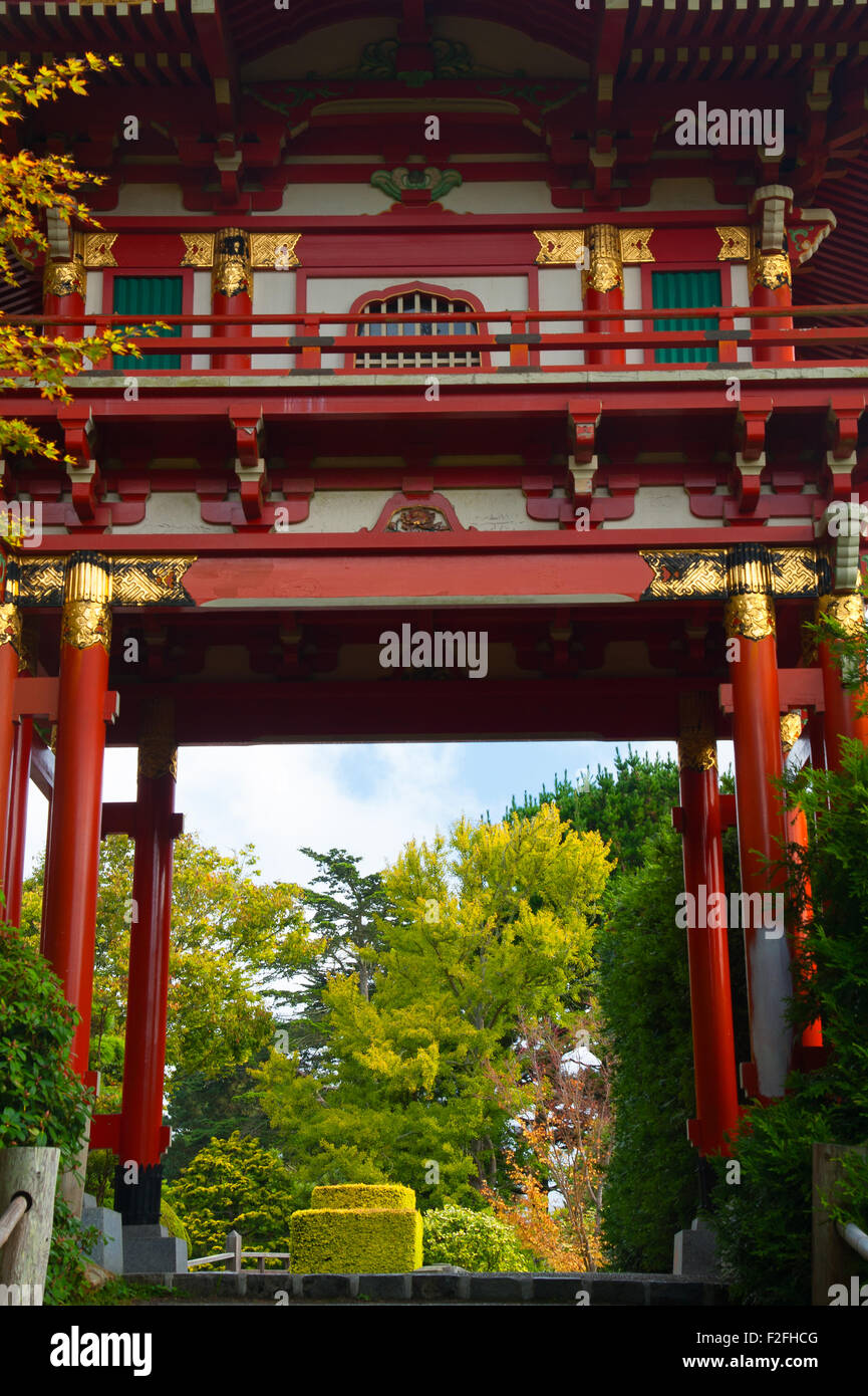 Japanese Style Gate High Resolution Stock Photography and Images - Alamy