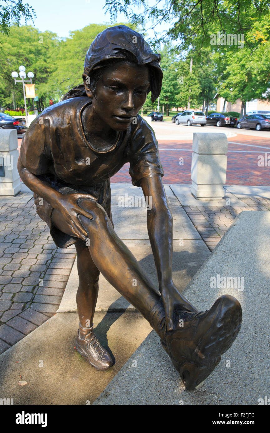 The statue "The Runner" by Glenna Goodacre Stock Photo - Alamy