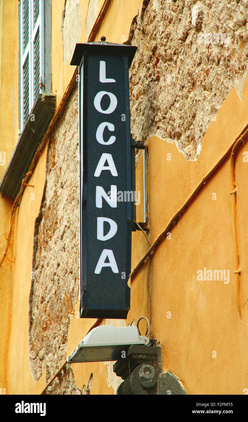 Family restaurant hi-res stock photography and images - Alamy