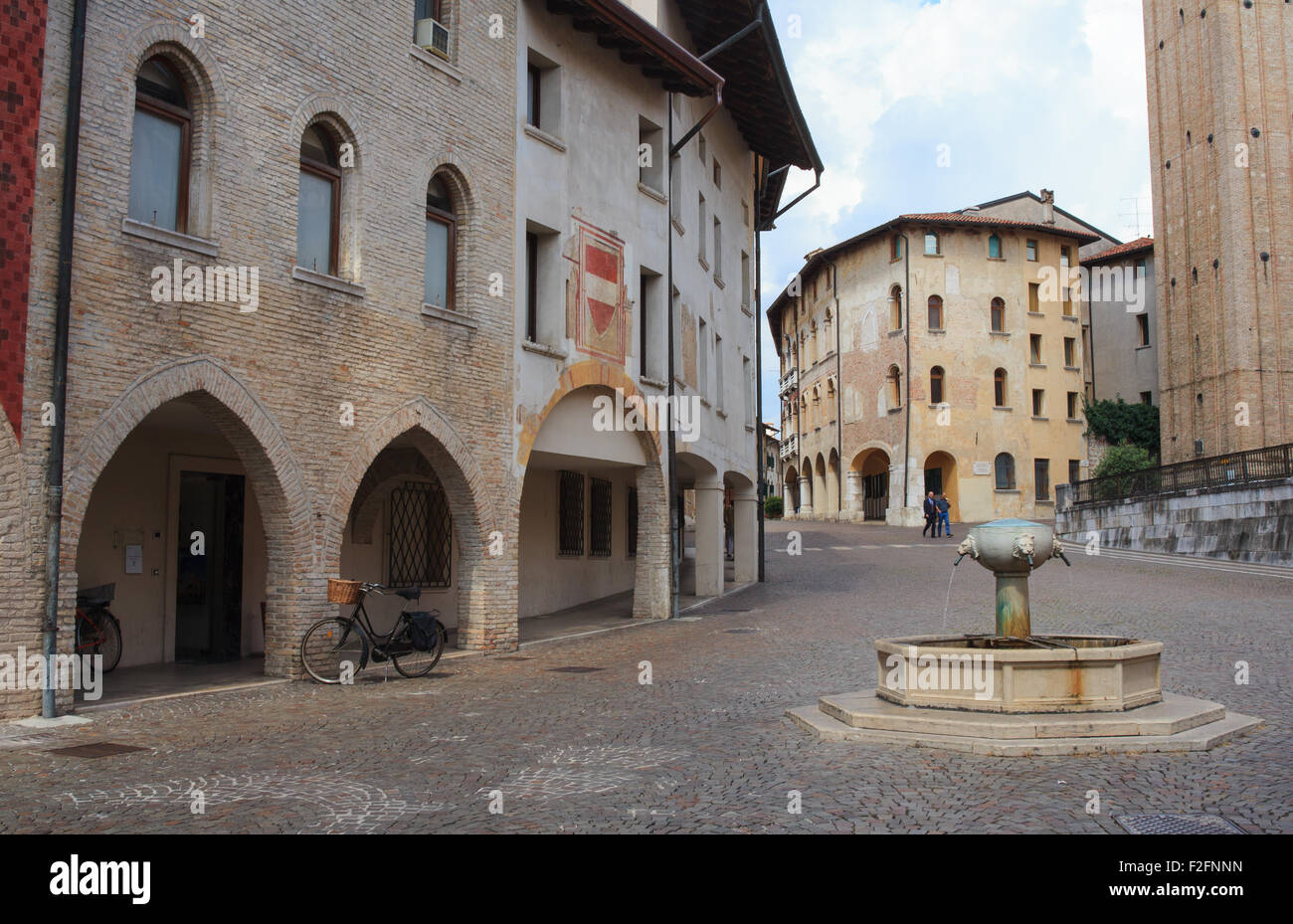 Fountain in vittorio emanuele square hi-res stock photography and images - Alamy