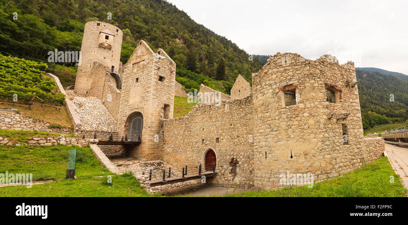 Porta chiusa hi-res stock photography and images - Alamy