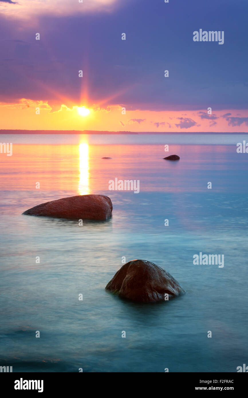Beautiful sea waves on sunlight hi-res stock photography and images - Alamy