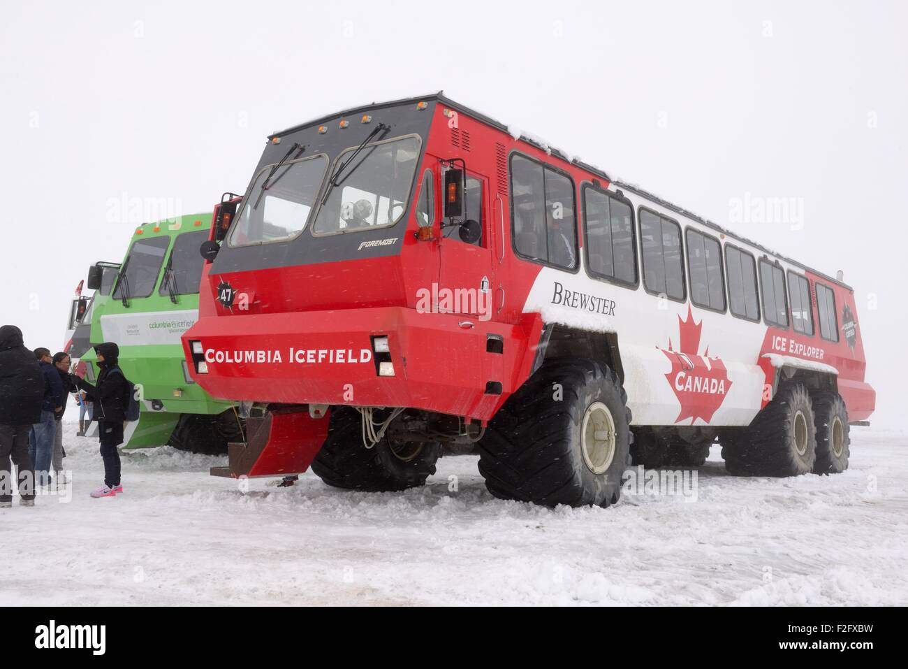 Glacier Ice Explorer Bus High Resolution Stock Photography and Images - Alamy