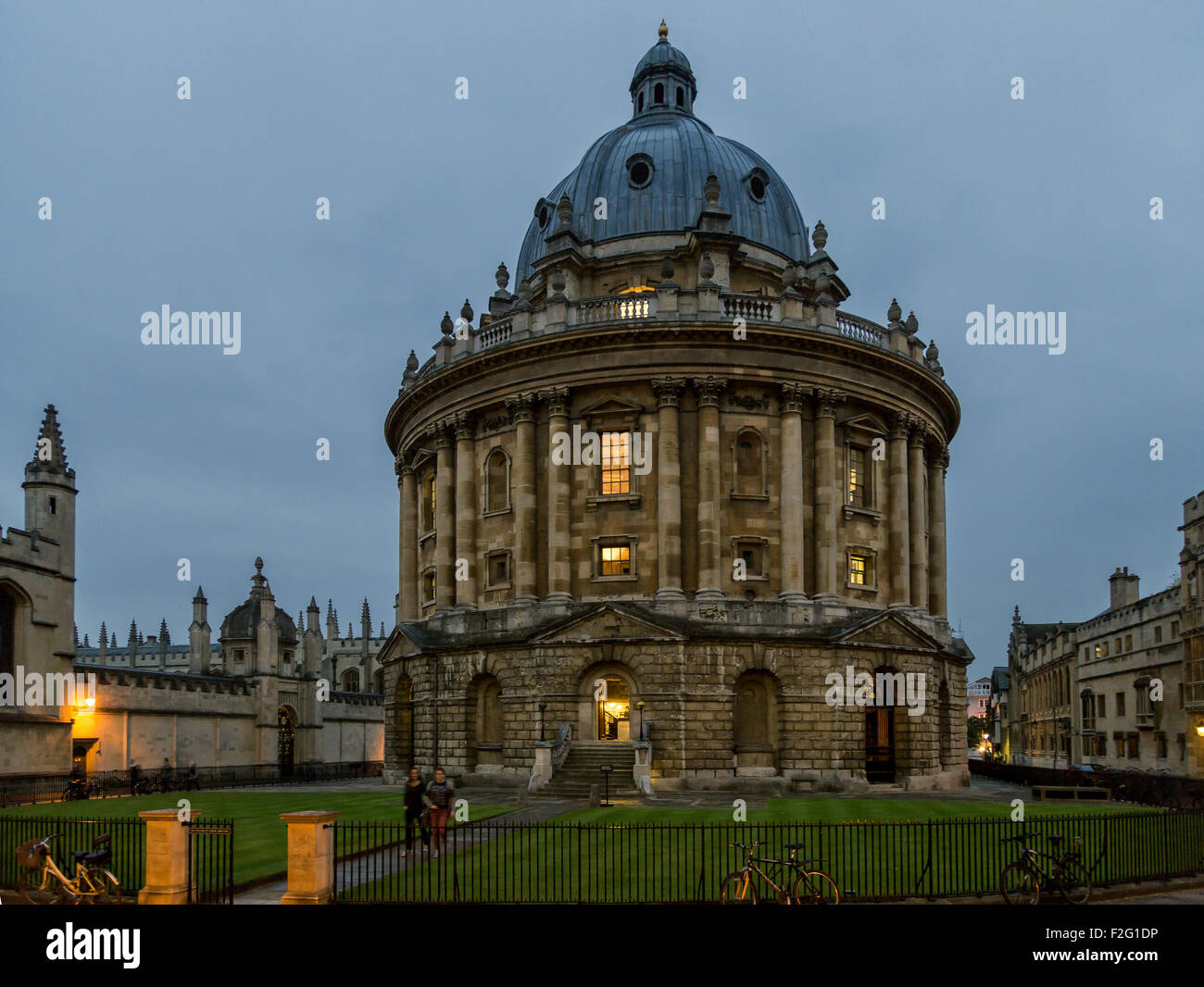 Radcliffe camera rotunda oxford university High Resolution Stock ...
