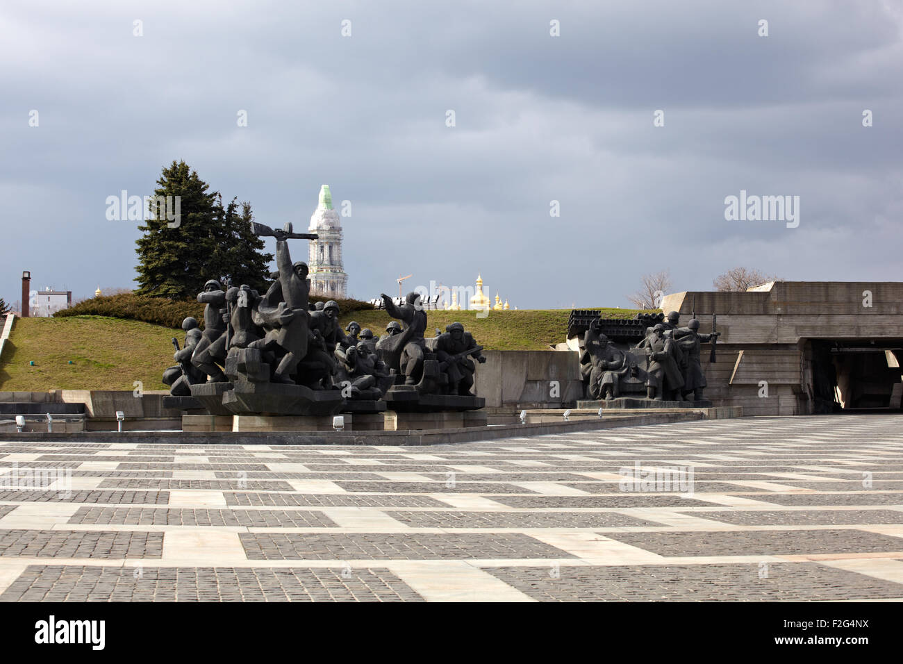 Monument to memorial complex of the 1941-1945 war Stock Photo - Alamy